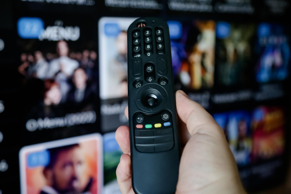 IPTV: インターネットプロトコルテレビの未来 - IPTV Japan